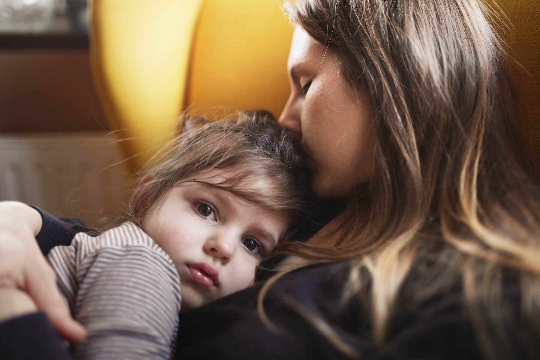 4 Ways to Support the Single Moms In Your Life Right Now | Truly Mama